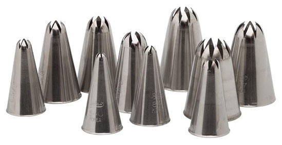10-Piece Closed Star Piping Tip - Bakerspantryandsupply.com